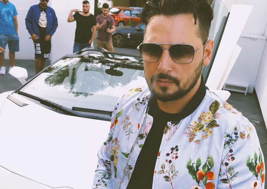 Bass Sultan Hengzt bringt als erster Rapper eigene Schuhe raus ...